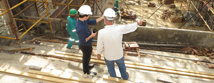 Managing field workers in your construction business